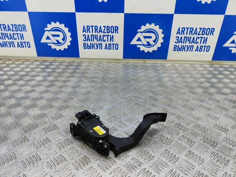 Б/У Педаль газа Ford Fiesta / Форд Фиеста 1.4 FYJA 80 Л.С 2006