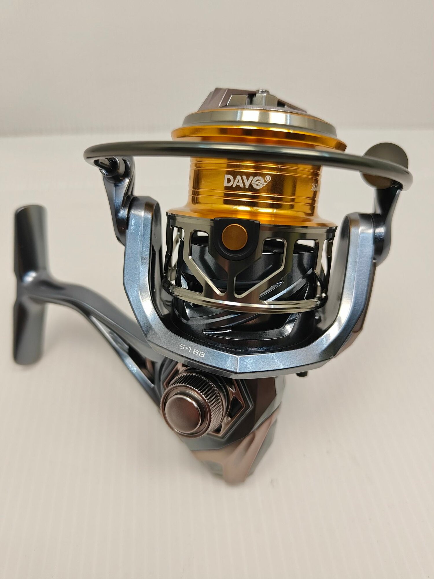 Катушка для спиннинга Dayo Vector 3000