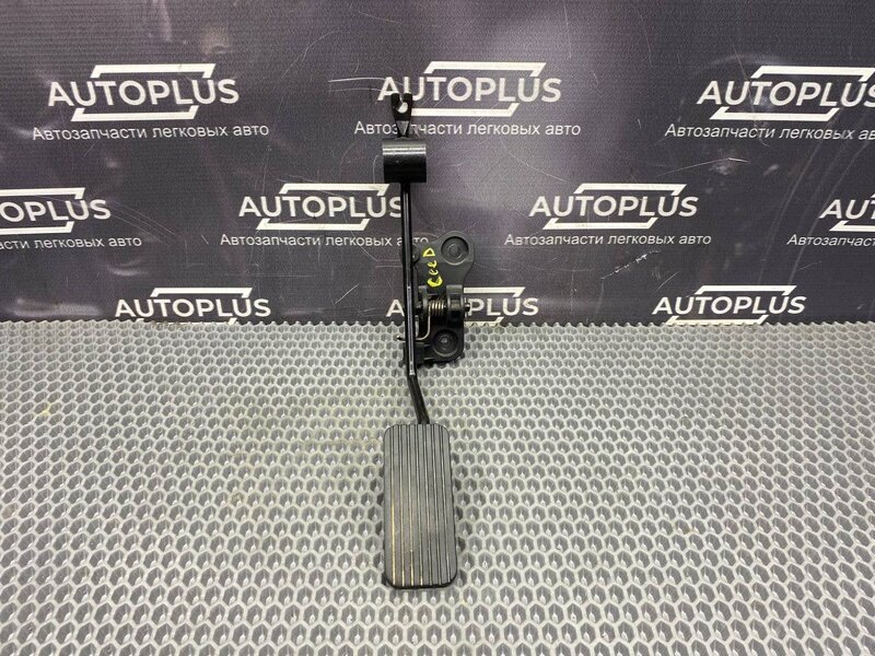 Педаль газа