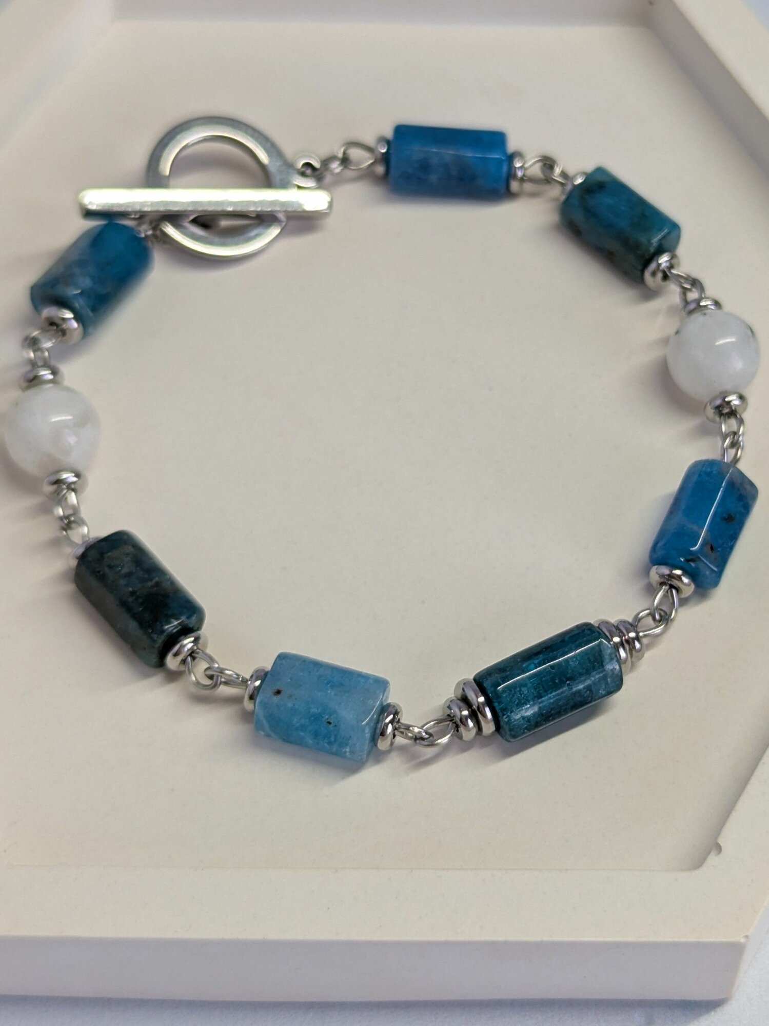 Браслет, лунный камень