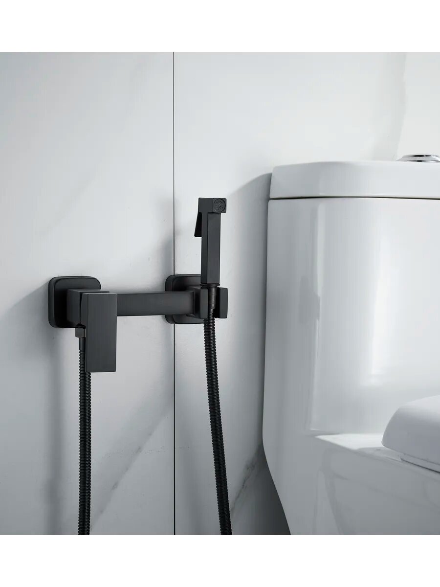 Смеситель для биде с гигиеническим душем цвет черный