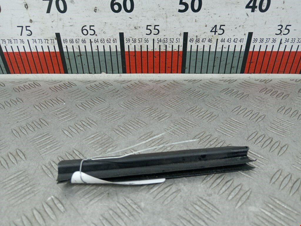 Накладка декоративная (молдинг) стекла двери задней левой BMW 5-Series (E60/E61) 51227049437 арт. 2274714