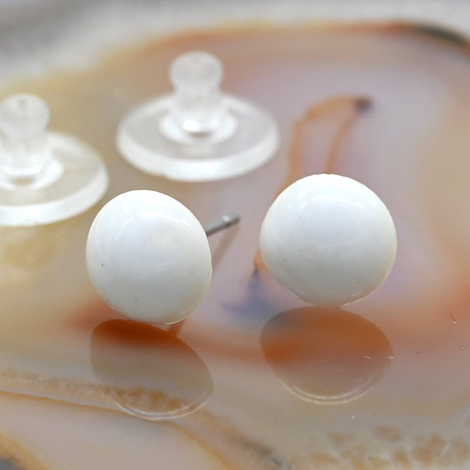 Серьги пусеты, кахолонг