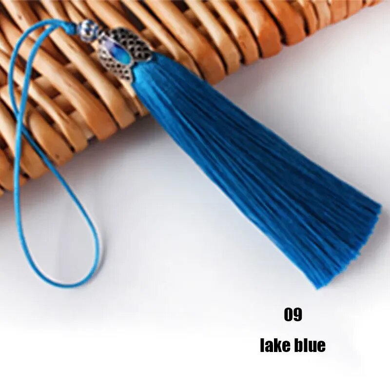 Кисточка декоративная синяя lake blue, 2 шт.