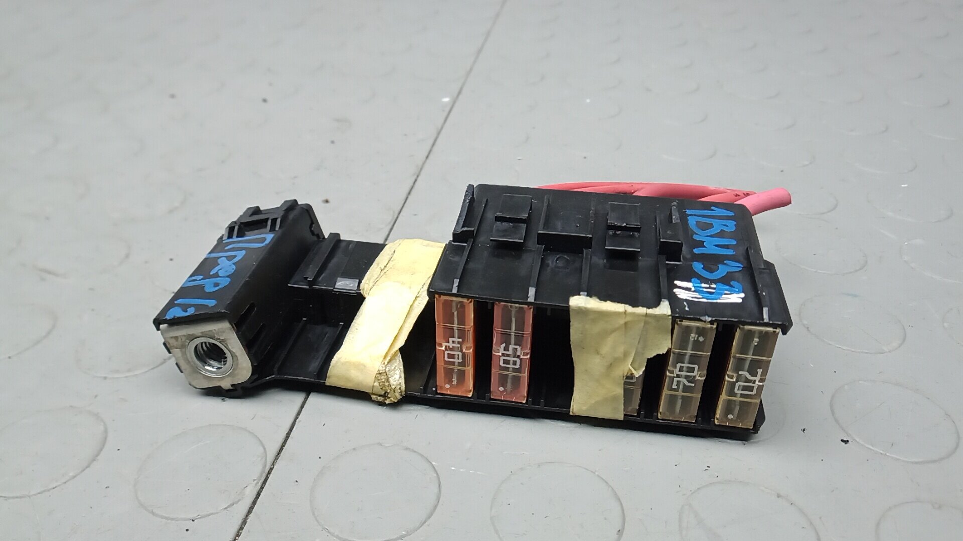 Блок предохранителей RENAULT MASTER 3