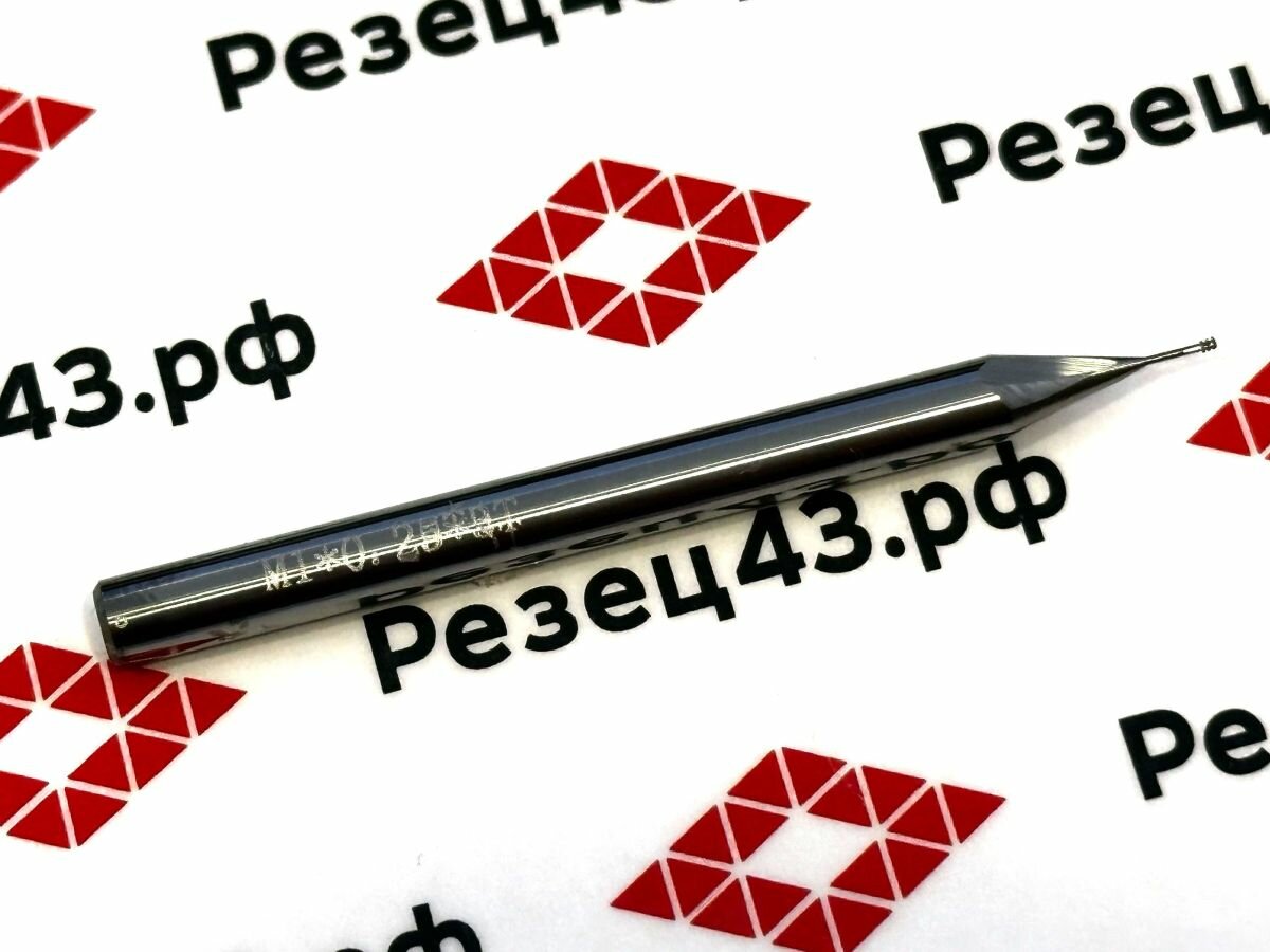 Концевая твердосплавная резьбовая фреза трехрядная М1х0,25 (Алюминий)