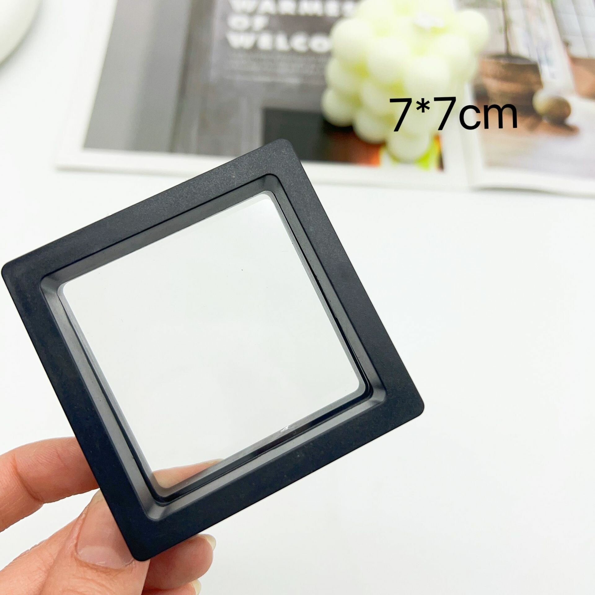 Черная пленочная коробка для ювелирных изделий размером 7x7x2 см для хранения и подарочной упаковки аксессуаров