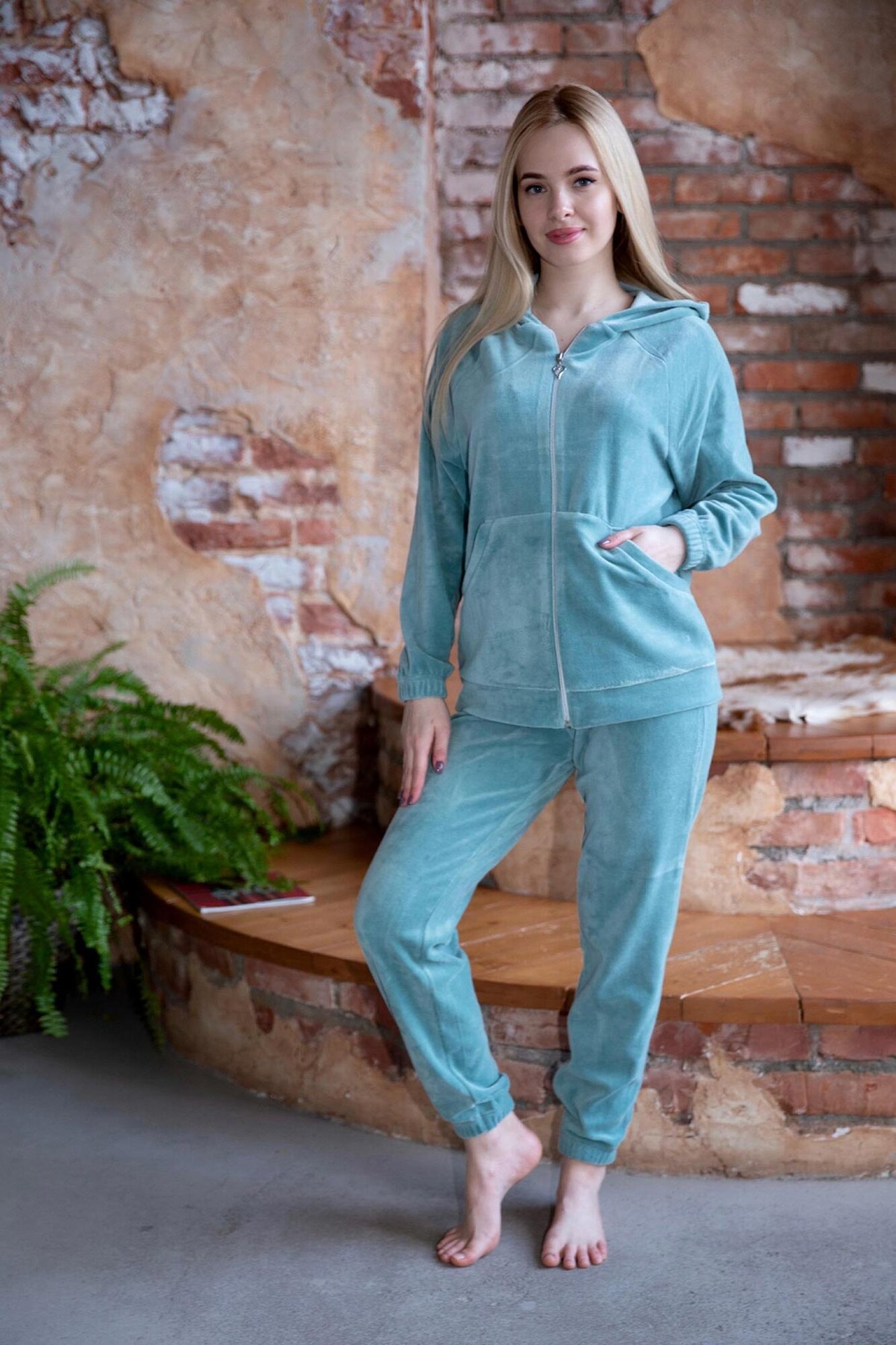 Костюм спортивный