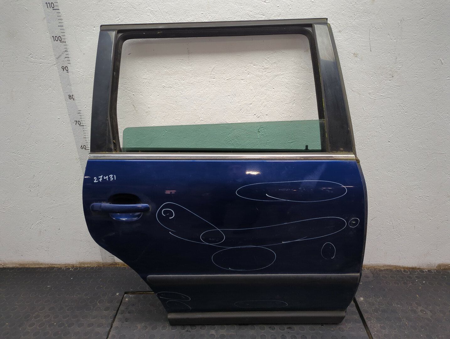 Дверь боковая (легковая) правая задняя Volkswagen Passat 5 Б/У