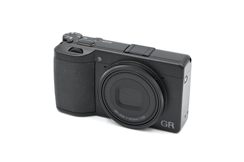 Компактный фотоаппарат Ricoh GR IV