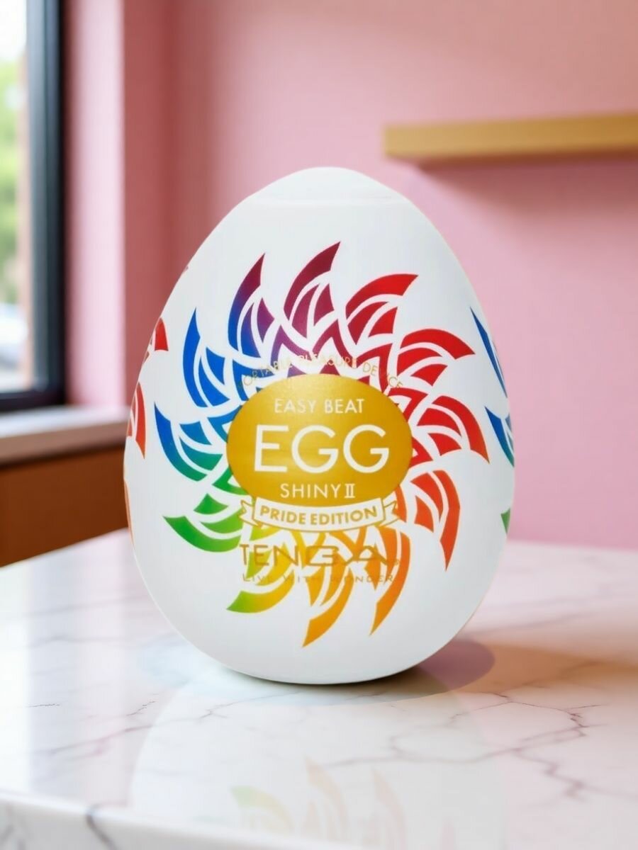 Мастурбатор-яйцо Tenga Egg Shiny II Pride Edition
