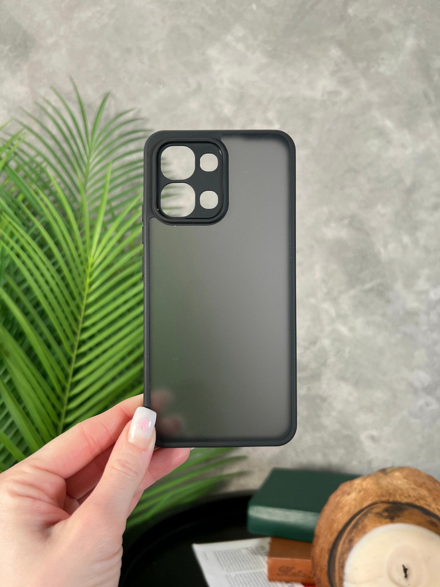 Чехол на Oppo A6 Pro 4G Global / Оппо А6 Про 4G Глобал прозрачный с силиконовым кантом Crystal Case (Чёрный матовый)