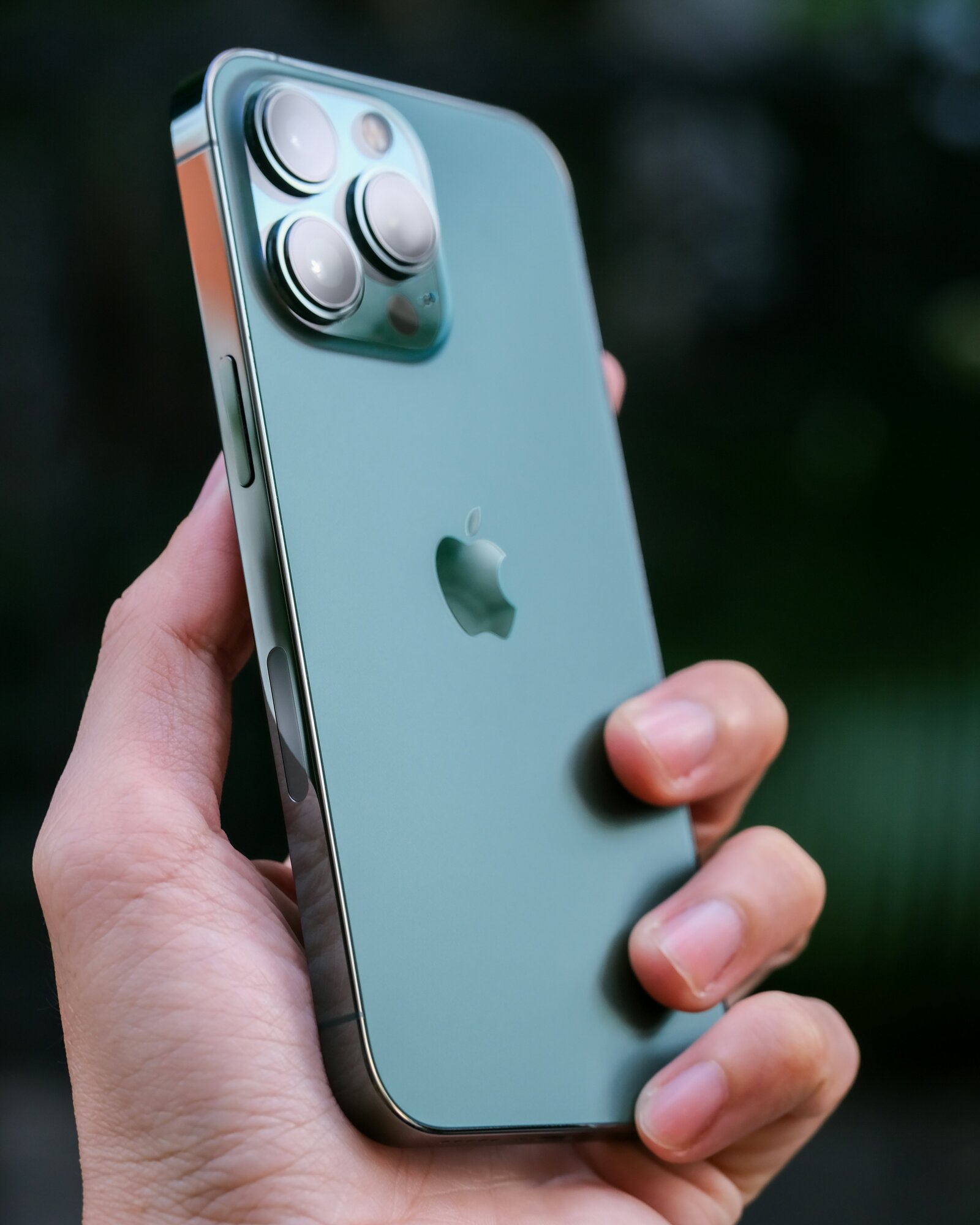 Смартфон Apple iPhone 13 Pro 6/512 ГБ, Dual nano SIM,6,1" OLED, LiDAR, Face ID, NFC,5G, Graphite (Графит)