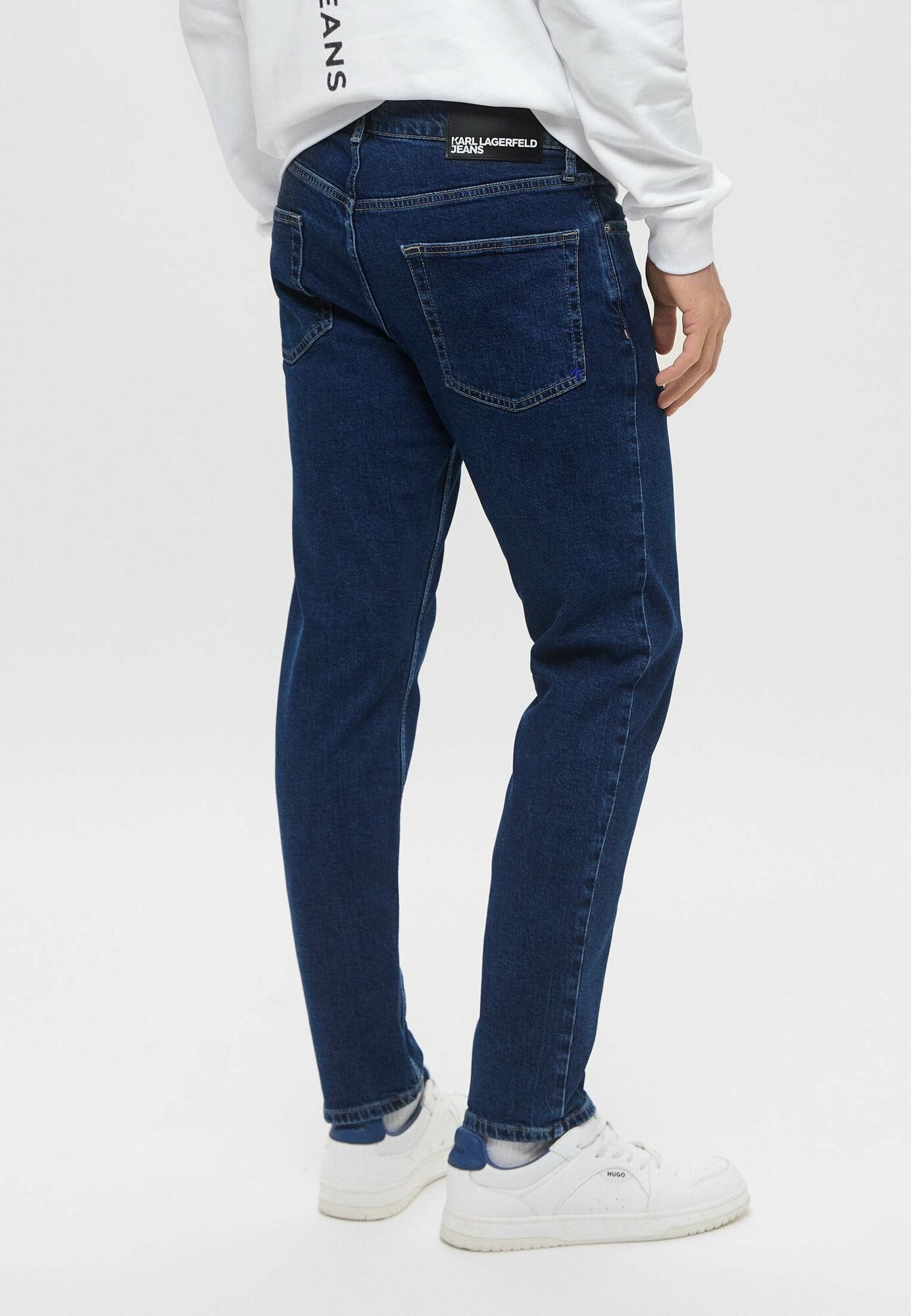Джинсы зауженные KARL LAGERFELD JEANS, размер 33/32, синий — фото 1