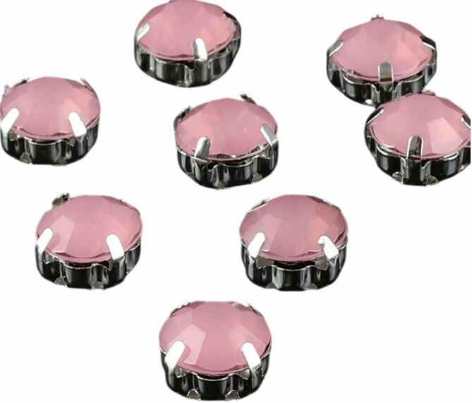 Стразы пришивные пластиковые "Шатон" в цапах, кристаллы круглые в прочной оправе с отверстиями для декора одежды, декоративные камни стразики для рукоделия, диаметр 10 мм, набор 20 штук, цвет розовый