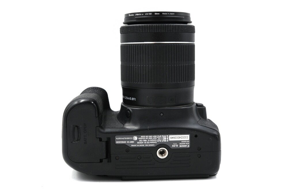 Зеркальный фотоаппарат Canon EOS 80D Kit EF-S 18-55mm IS STM
