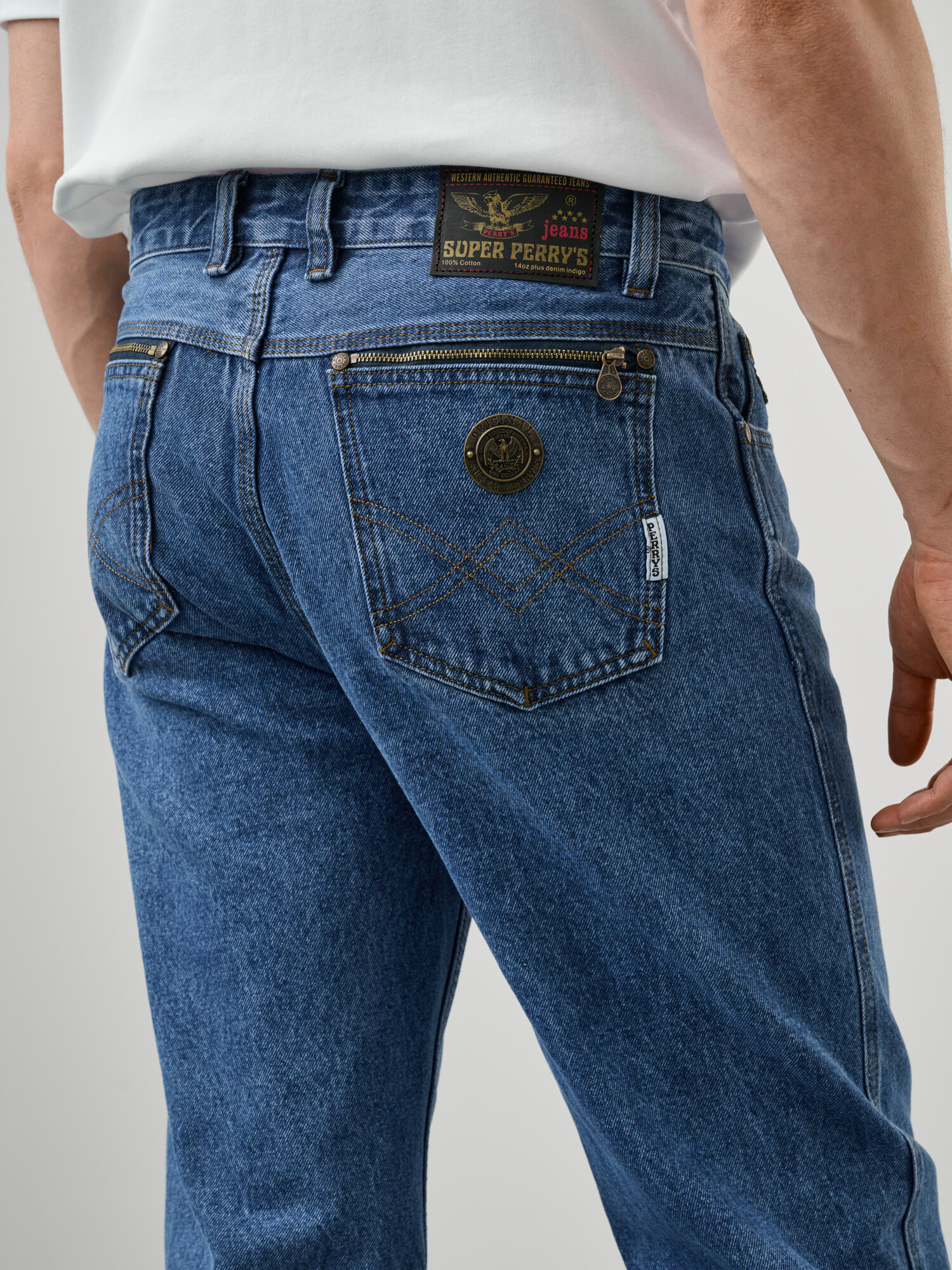 Джинсы классические 