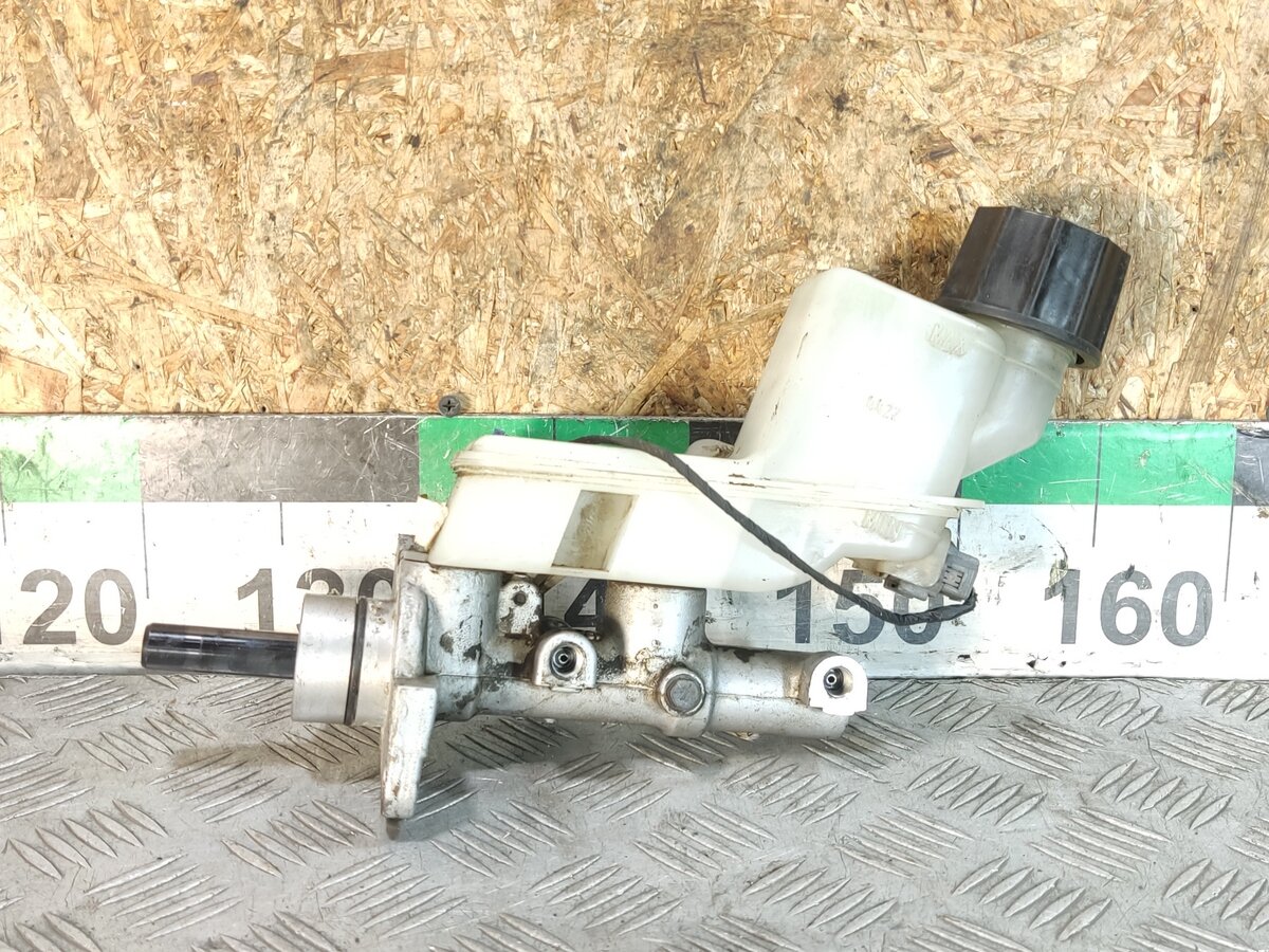 Цилиндр тормозов главный MAZDA 6 GG GJ8A4340ZB