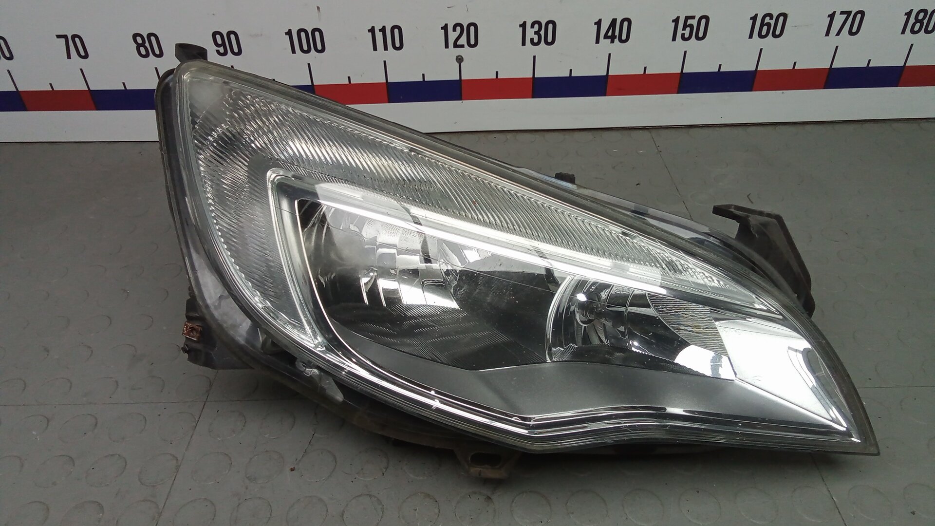 Фара правая OPEL ASTRA J