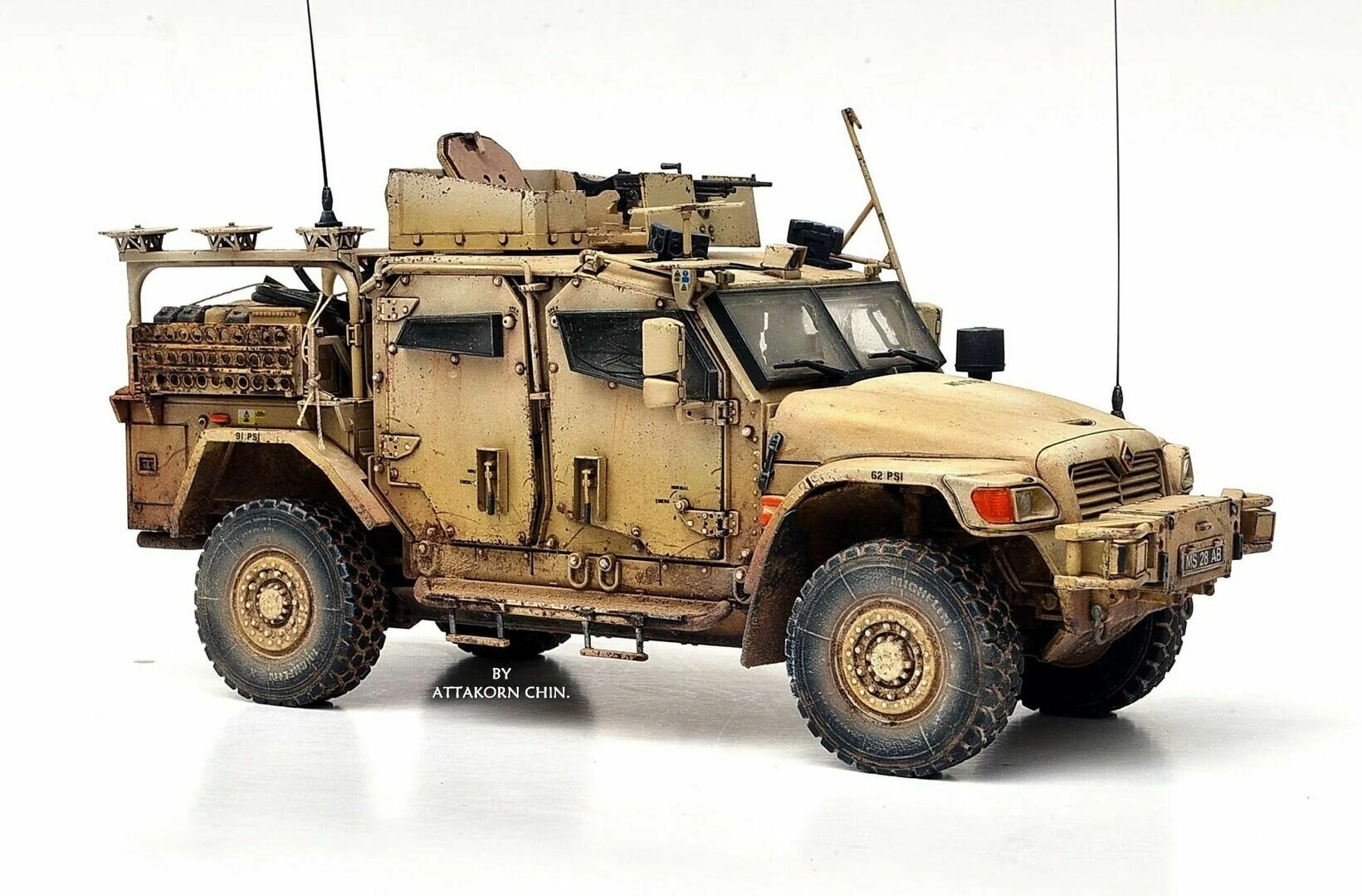 Бронеавтомобиль Хаски. Hasky TSV. Масштабная модель 1:72.