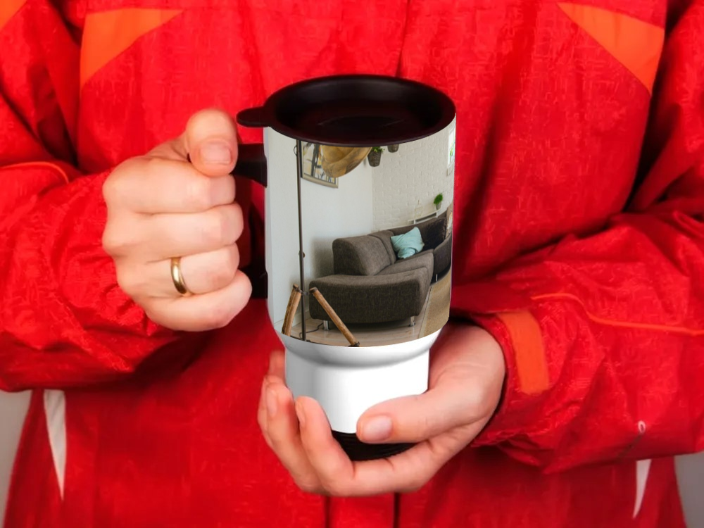 Тремокружка для авто с принтом "Гостиная, диван, интерьер" 0.5 л.