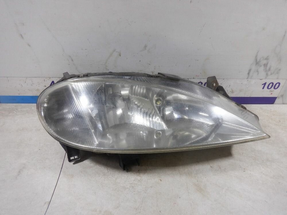 Фара правая Renault Megane I