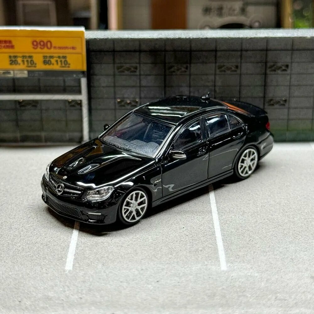 King Model 1:64 Mercedes-Benz C63 W204 507 Легковая модель автомобиля