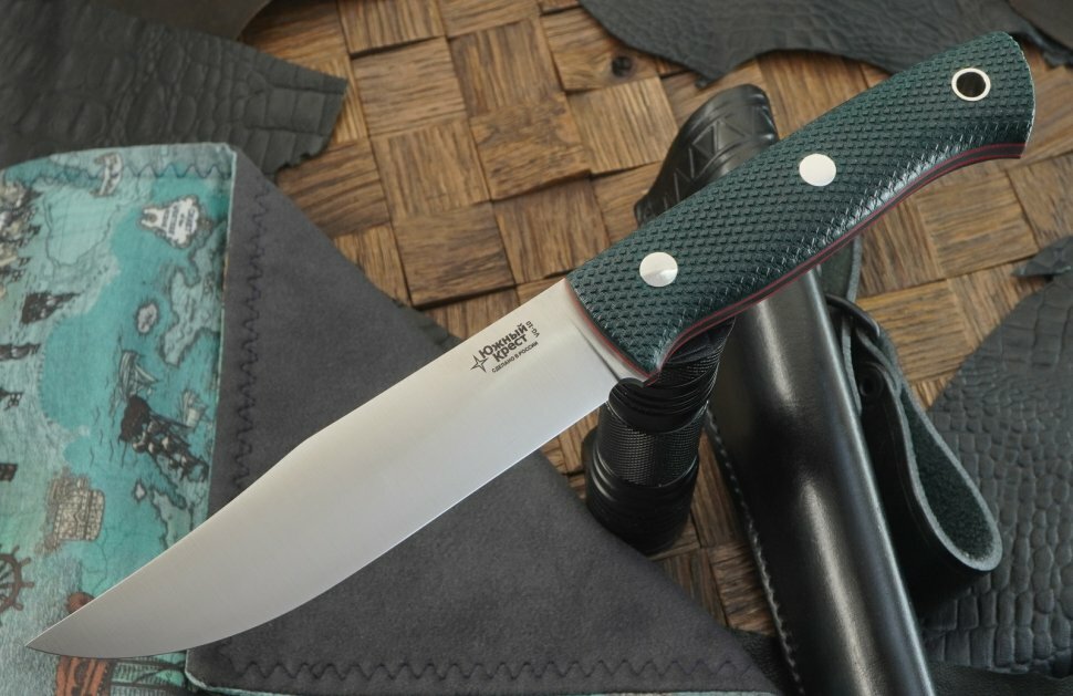 Туристический нож Южный Крест Fox, сталь VG-10, конвекс, изумрудная микарта, насечка