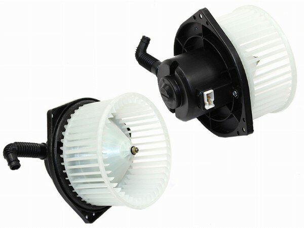 Мотор отопителя салона справа руль SAT ST-27220-0E005 Nissan Pathfinder 95-04 / Primera 95-02