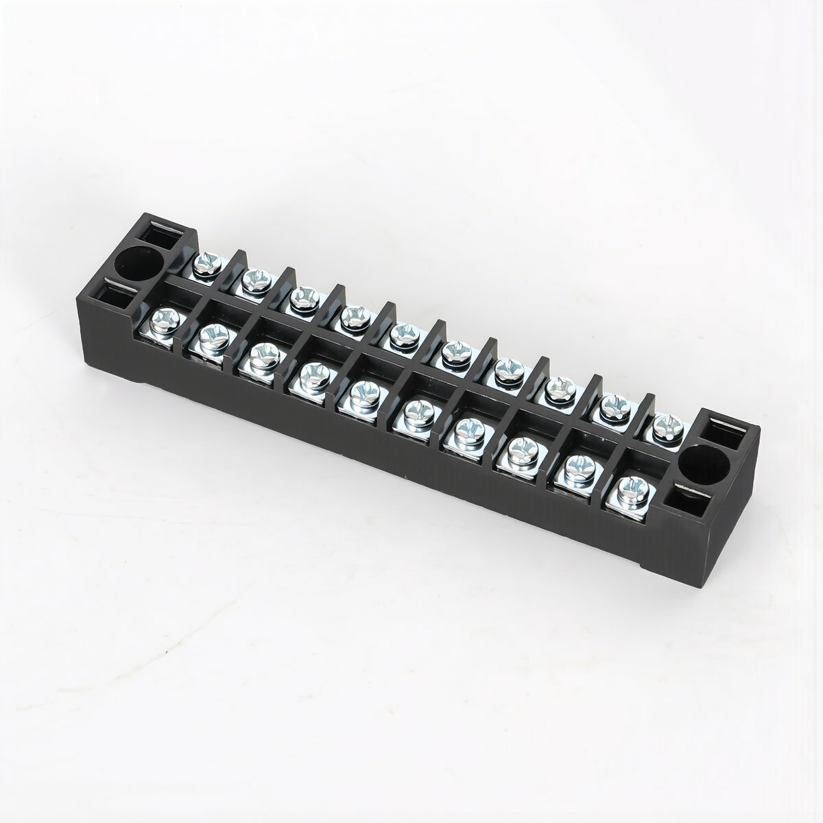 Клеммная колодка TB-1510 10 полюсов 15А 600В винтовая для соединения проводов сечением 0.5-1.5 мм² для электрических щитов