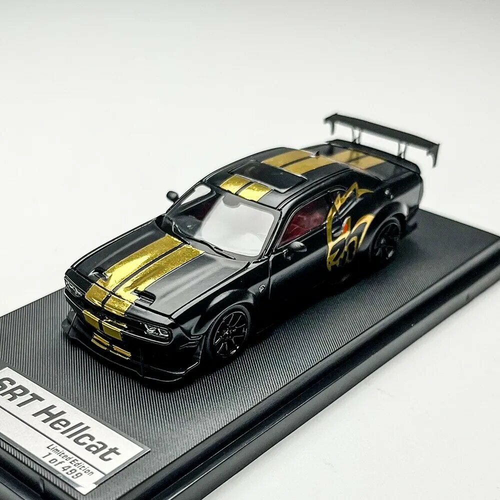 SH 1:64 Dodge SRT Hellcat Dark-Black Легковая модель автомобиля