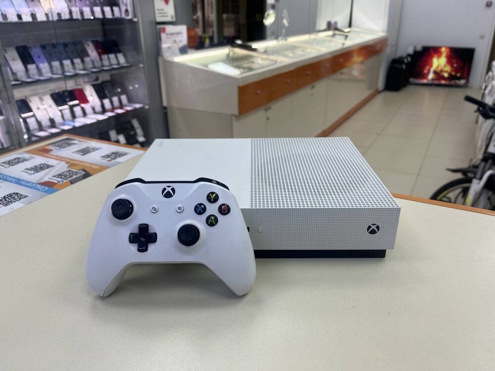 Игровая приставка Microsoft Xbox One S 1 TB (без игр), белый, б/у .уценка