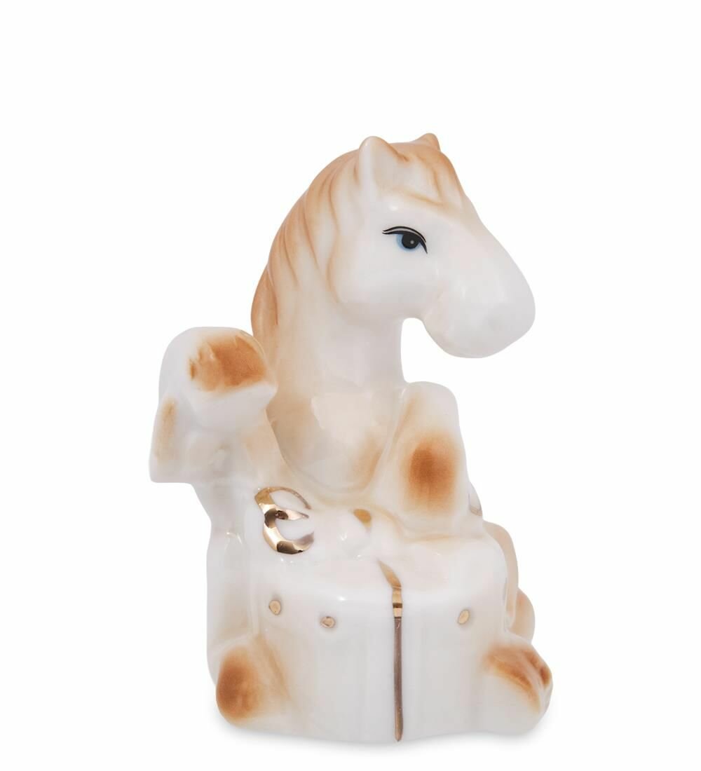 Фигурка Лошадь с подарком A1975016 разностор, Фарфор