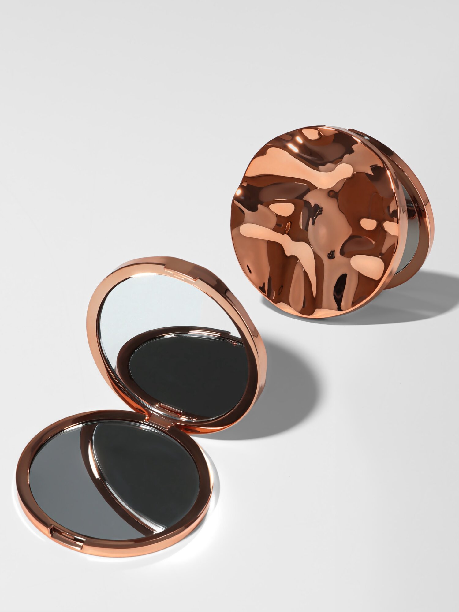 Зеркало складное «Волны», d=7.5 см, цвет розовое золото