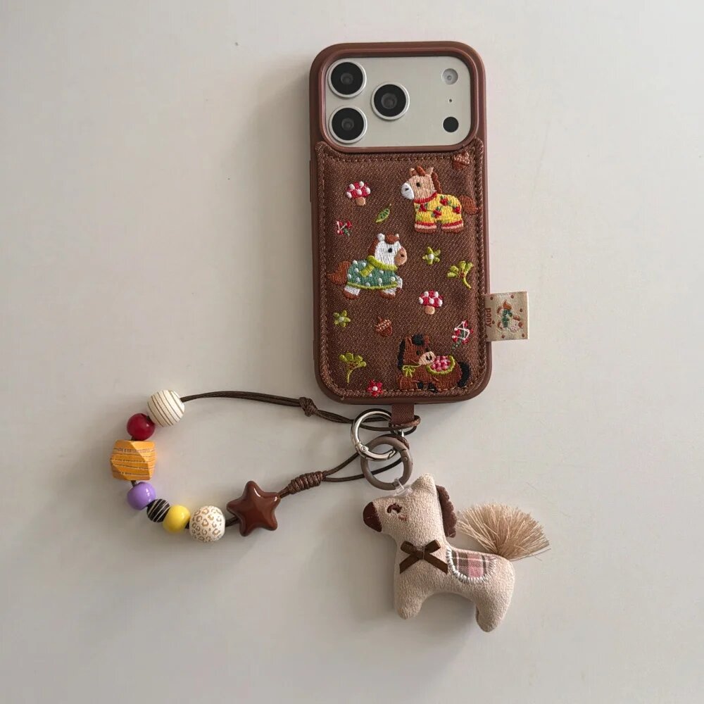 Милый модный чехол для телефона с вышивкой «три пони» для iPhone 17, 16, Pro Max 14 15 Pro, простой новый противоударный защитный чехол