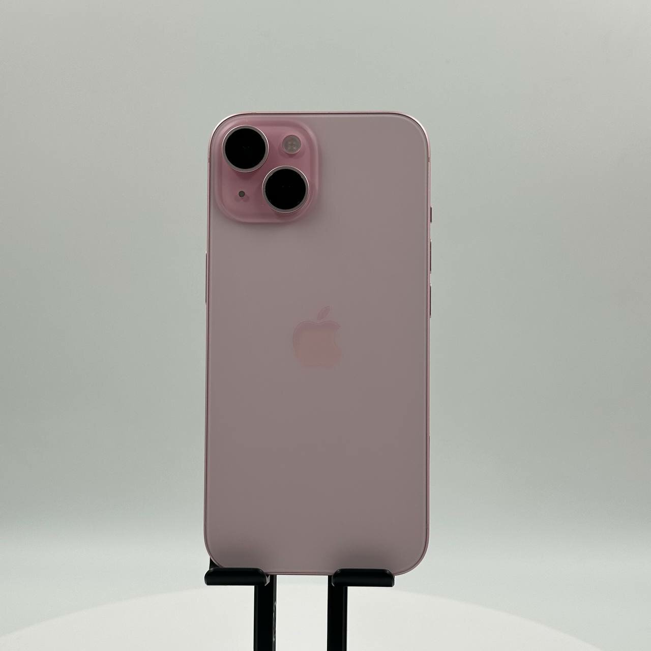 Смартфон Apple iPhone 15 128 ГБ, Dual: nano SIM + eSIM, розовый