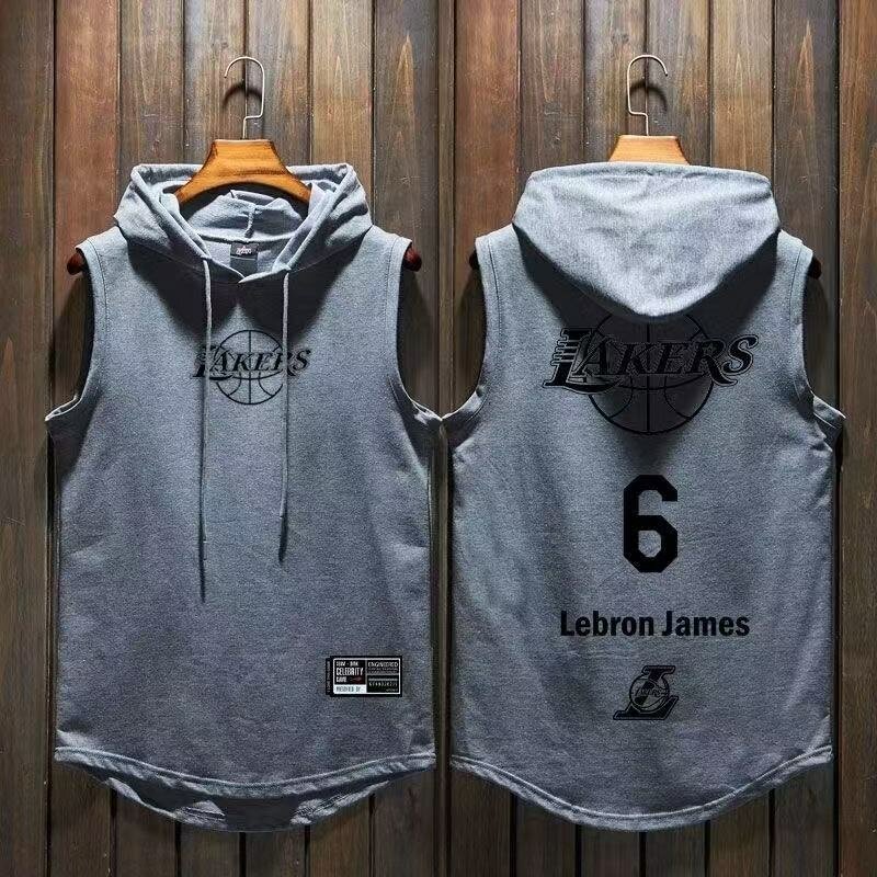 Майка спортивная с капюшоном