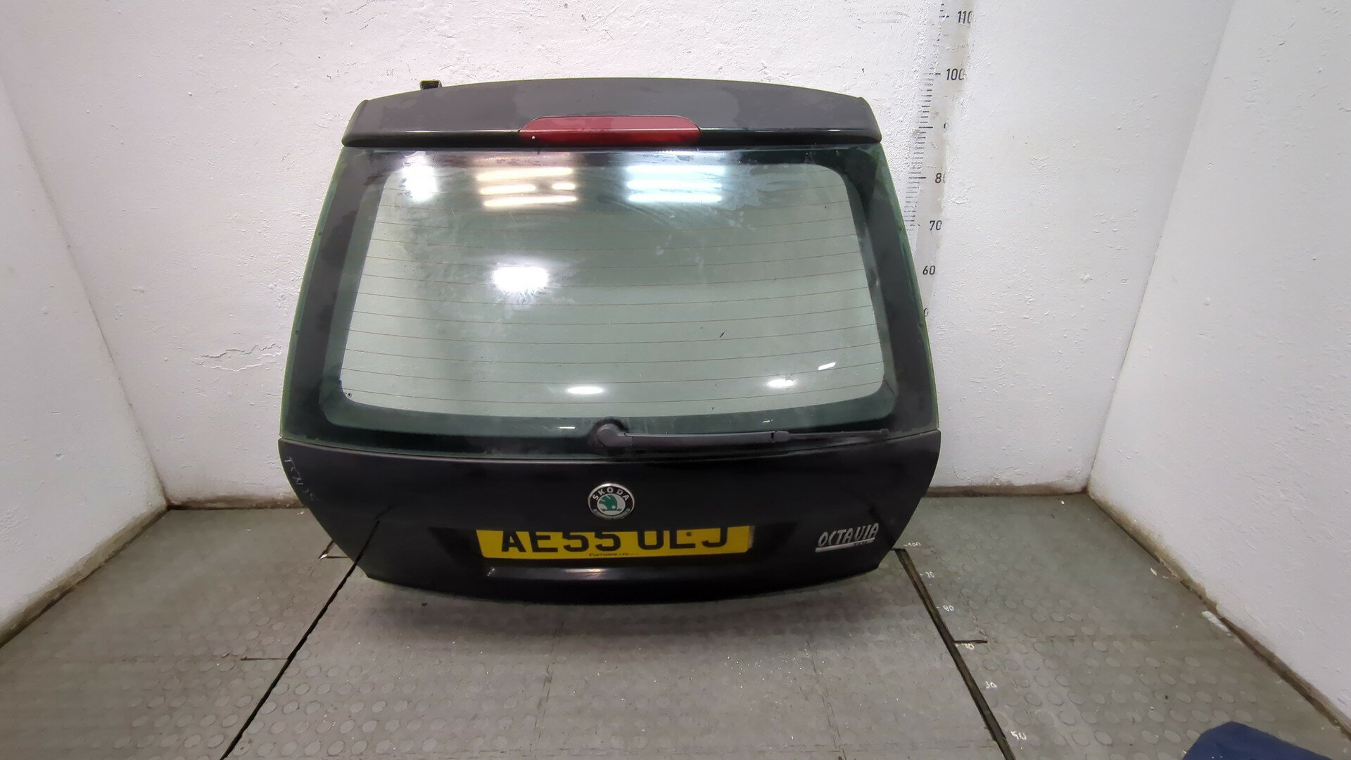 Крышка (дверь) багажника Skoda Octavia (A5) Б/У