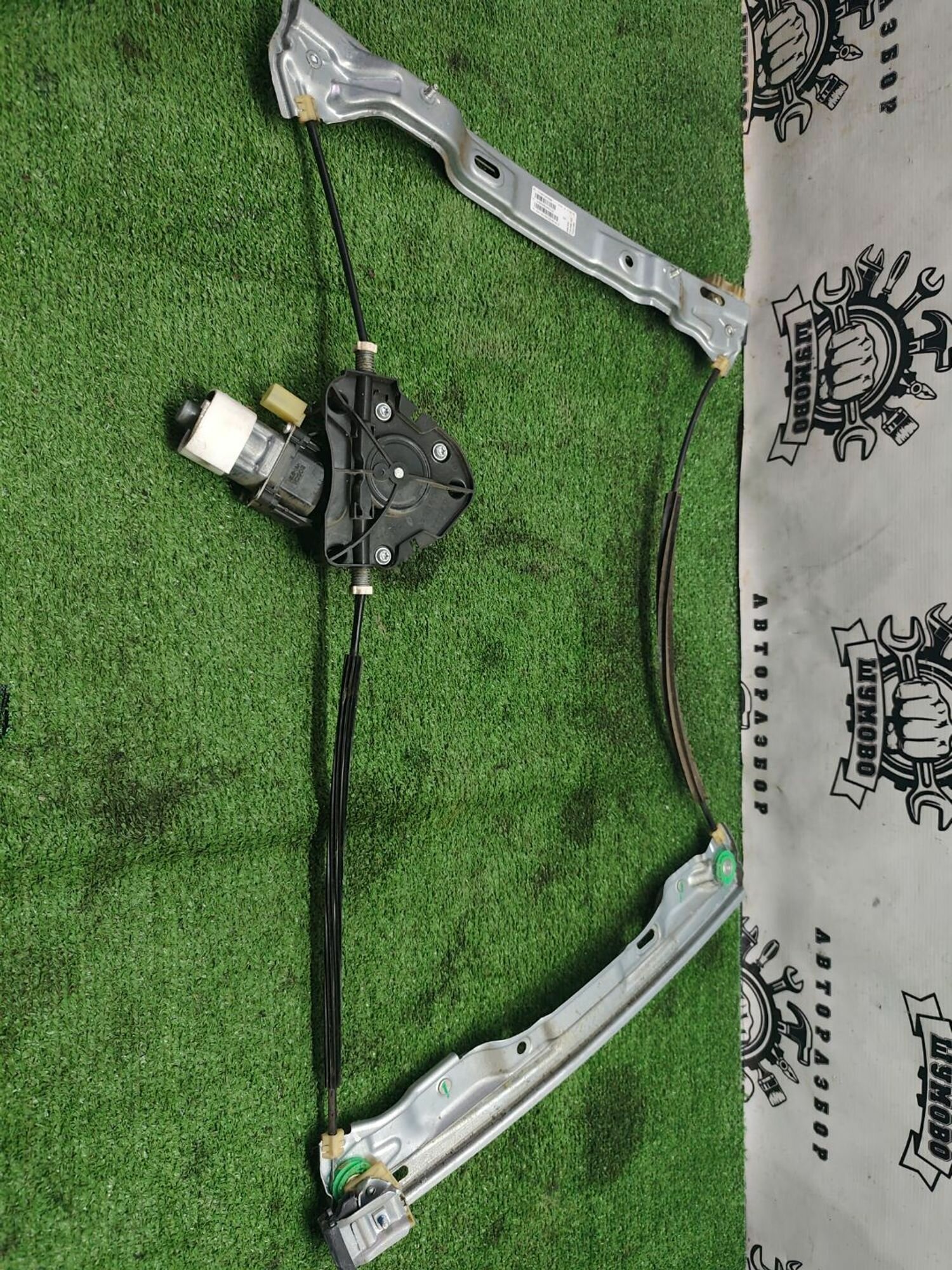 Мотор стеклоподъемника правый передний ВАЗ (LAD. с пробегом