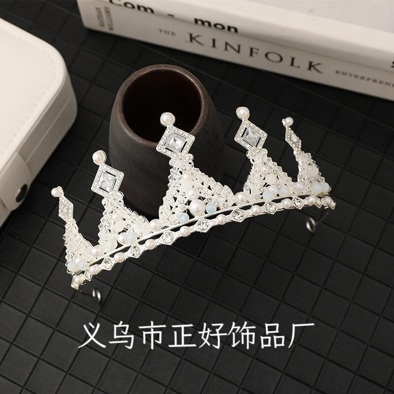 Детская корона-повязка для девочек 2026 года, подарок на день рождения принцессы, элегантная корона-повязка, аксессуар для волос, свадебное украшение с кристаллами.