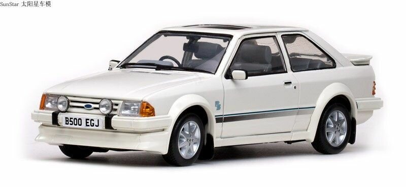 SunStar Модель автомобиля в масштабе 1:18, изготовленная методом литья под давлением 1984 RSTURBO Ford Escort № 4961R