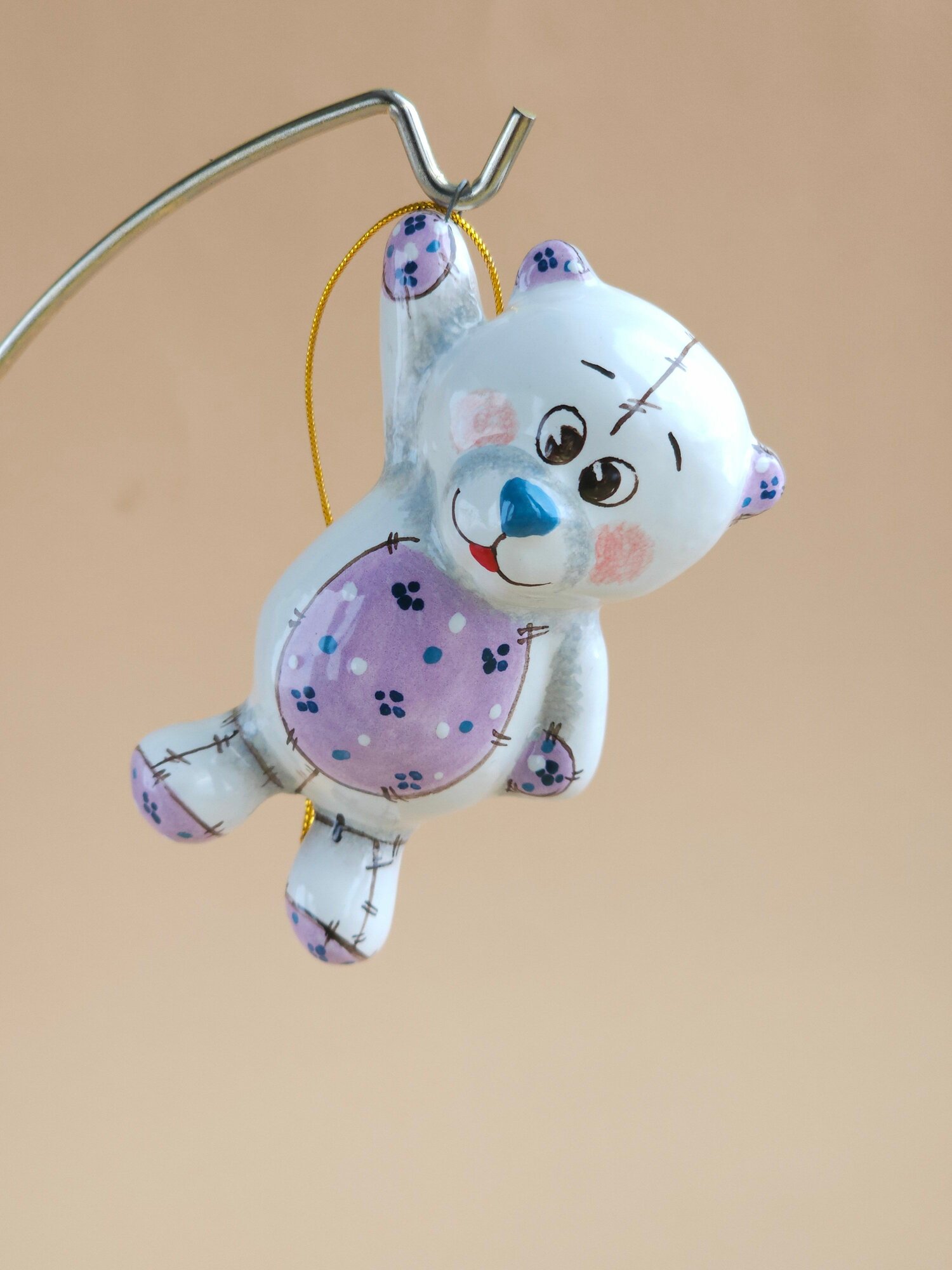 Ёлочная игрушка "Плюшевый мишка". Ярославская майолика. Керамика ручной работы. Сделано в России.