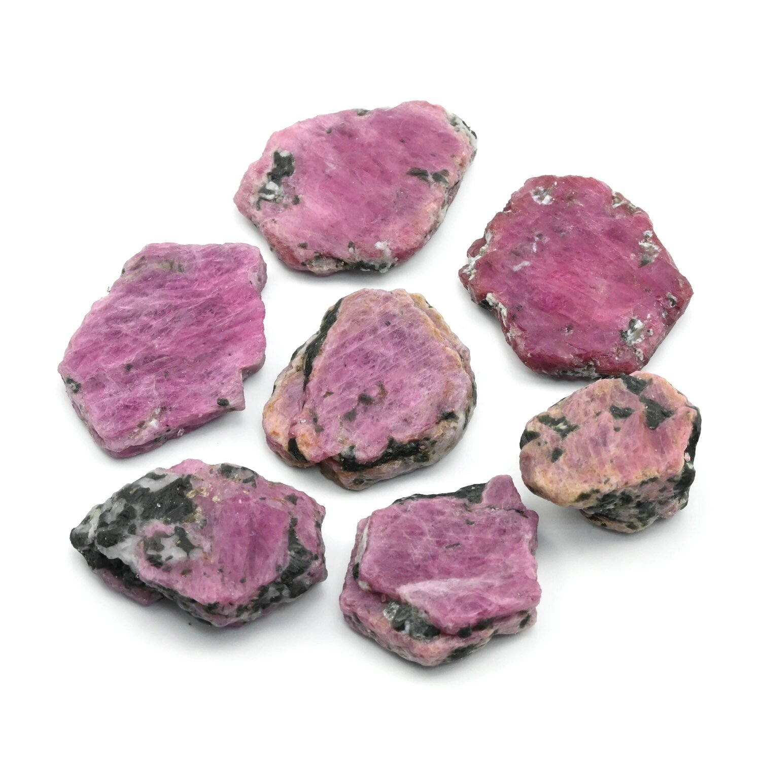 Минерал рубин 20*22*6мм, 7-7,99г 1шт. .