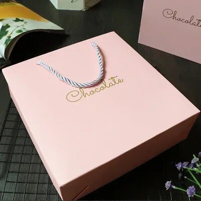 Розовые подарочные коробки для конфет PinkBag