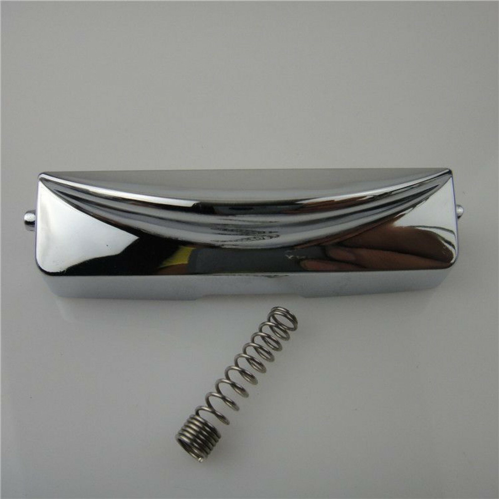 Кнопка переключателя застежки дверцы рисоварки MyPads для CUCKOO CCRP-G1067SR металлическая овальная