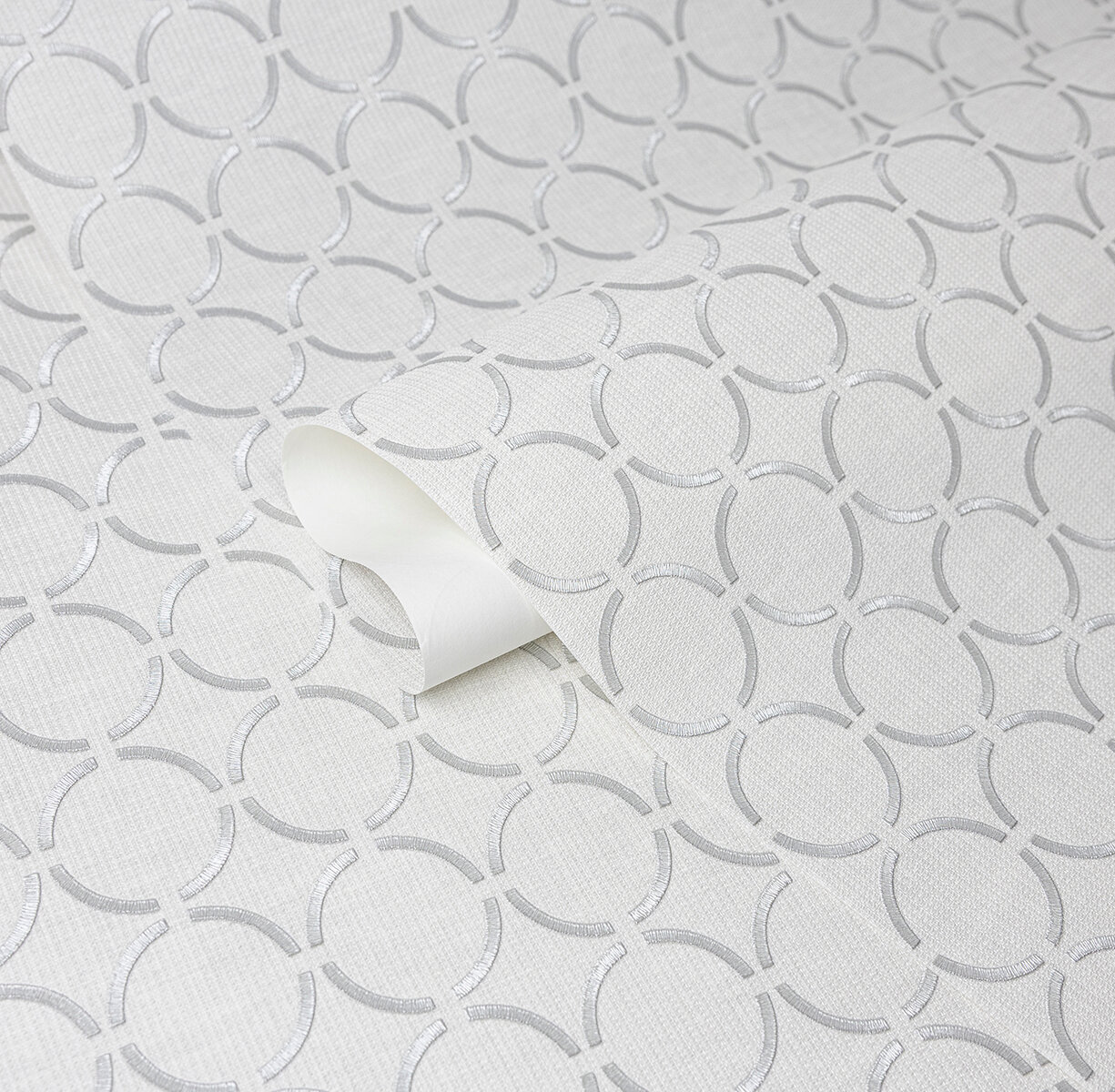 Обои виниловые бело-бежевые на флизелине VICTORIA STENOVA, коллекция CONNECT / СОЮЗ, размер 1.06*10.05 м, повтор рисунка 64см, артикул 585260