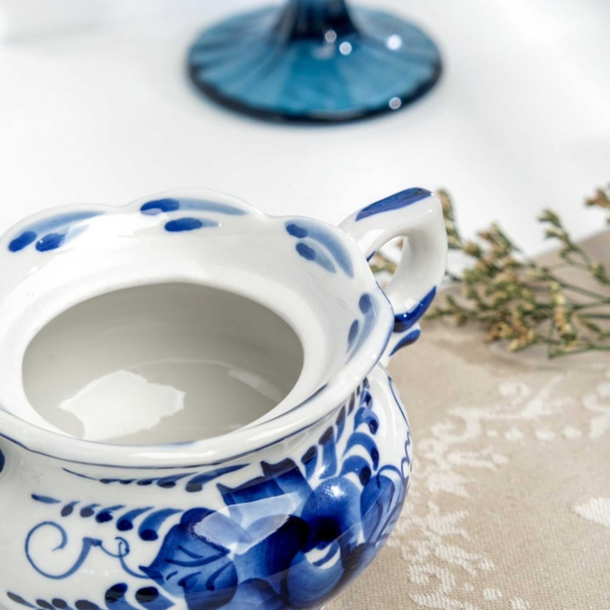 Сахарница Сима-ленд, фарфор, с крышкой, с декором, гжель, 200 мл — фото 1