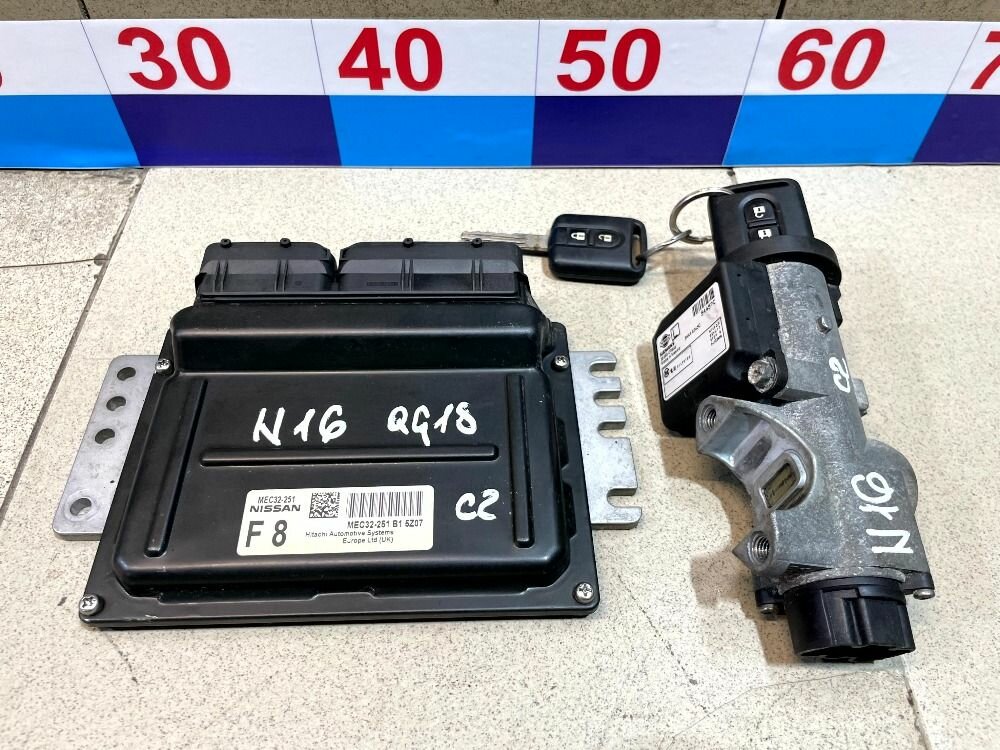 Блок управления двигателем Nissan Almera N16