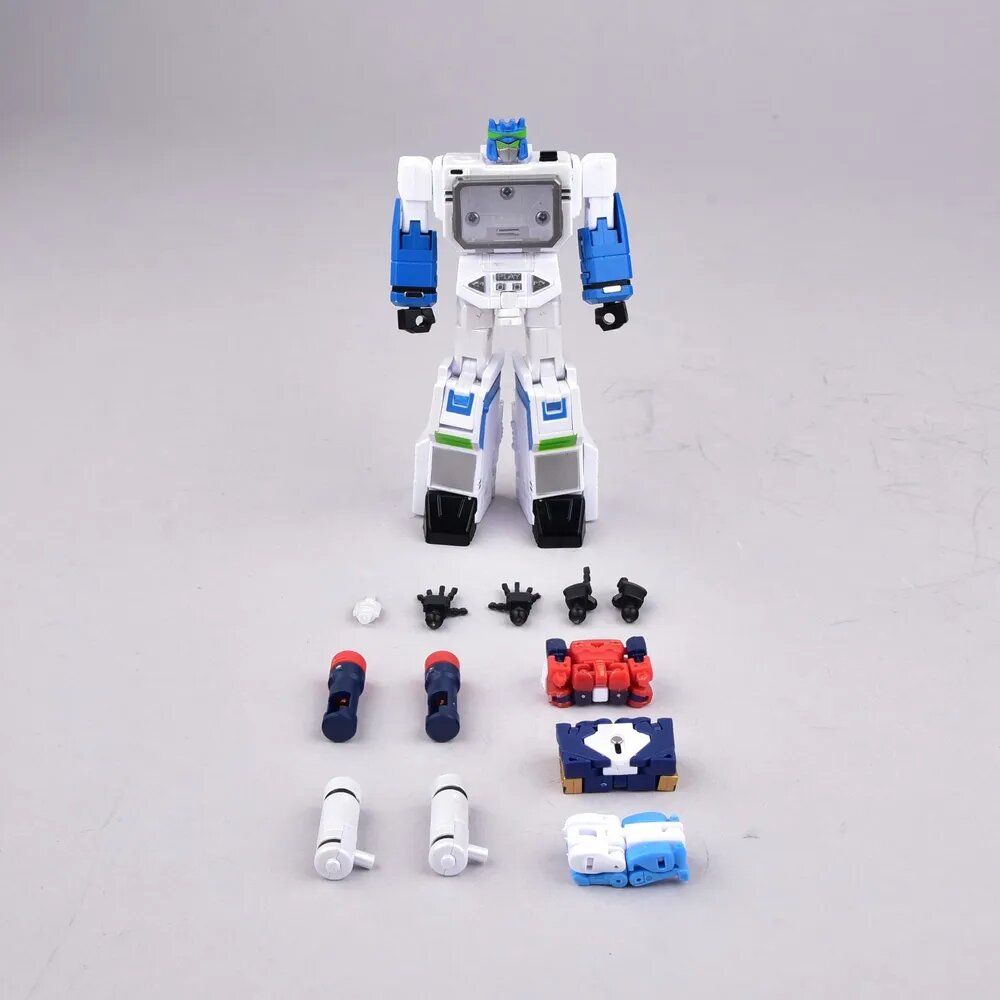 Трансформеры робот, Transformers/white Soundwave(13cm) — фото 1