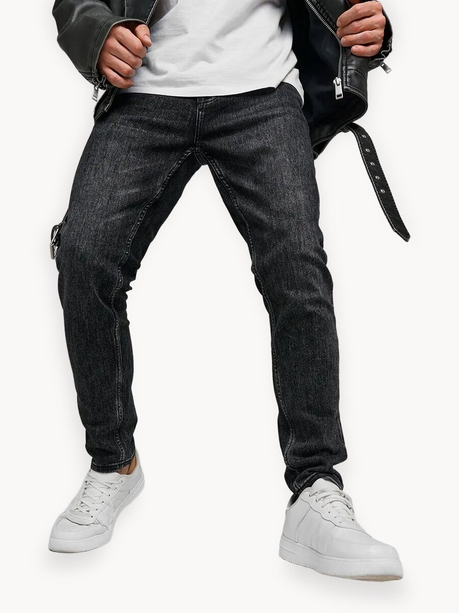 Джинсы зауженные Slim fit 